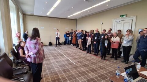 “Crossing the line”: a new conference discussion group format | AEA-Europe